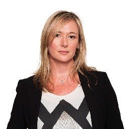 Suzie Shaw – Medium