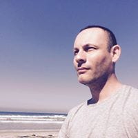 Joey DeRuy – Medium