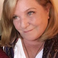 Amy Swartz Kerr – Medium