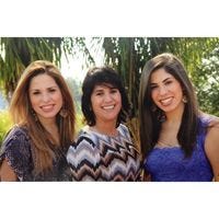 Isabel Quintero – Medium