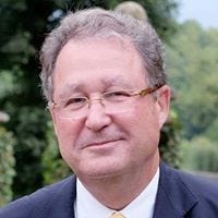 Richard Toper – Medium