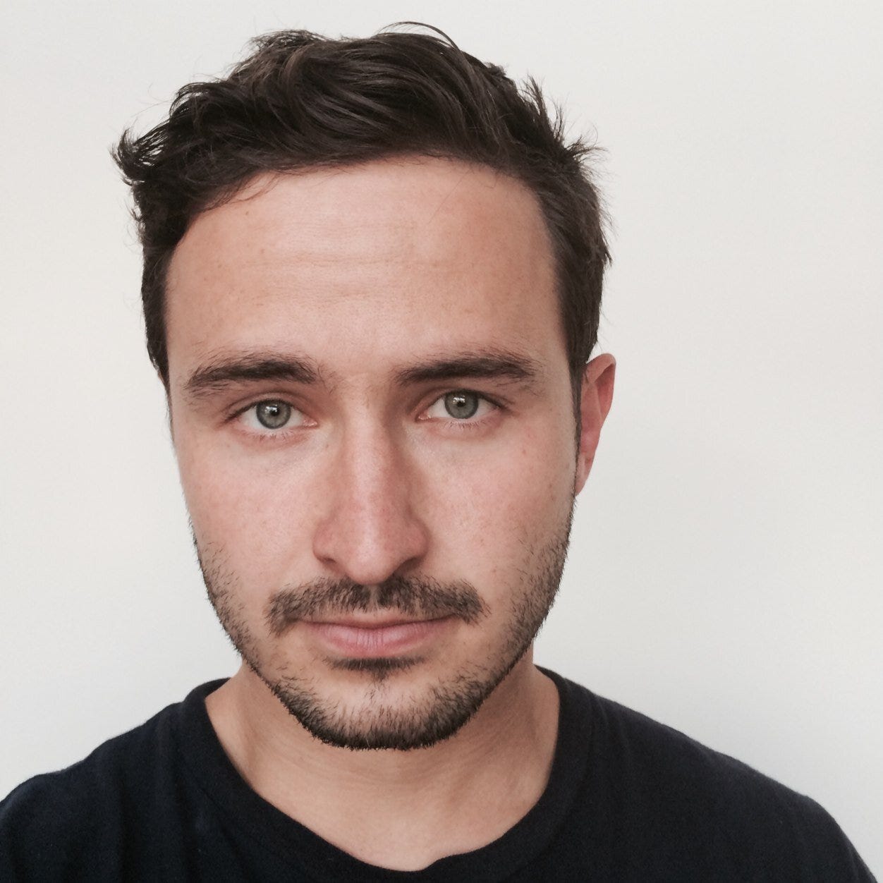 Taylor Harris – Medium
