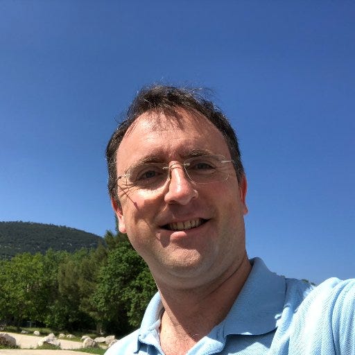 Mike Llewellyn – Medium