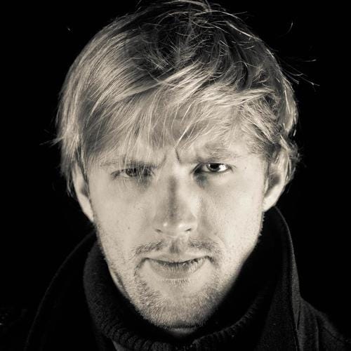 Martin Dibdiak – Medium