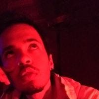 Lucas Porto – Medium