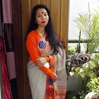 Farjana A Nur – Medium