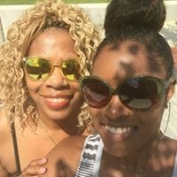 Gina Savior – Medium