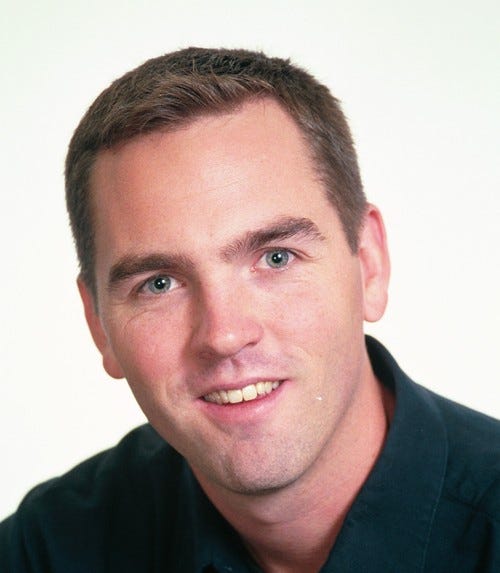 Robin Axon – Medium
