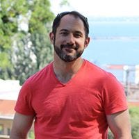 Adrian Bonenberger – Medium