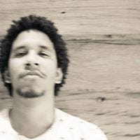 Carlos Junior – Medium