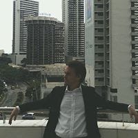 Luis Roberto Vazquez – Medium