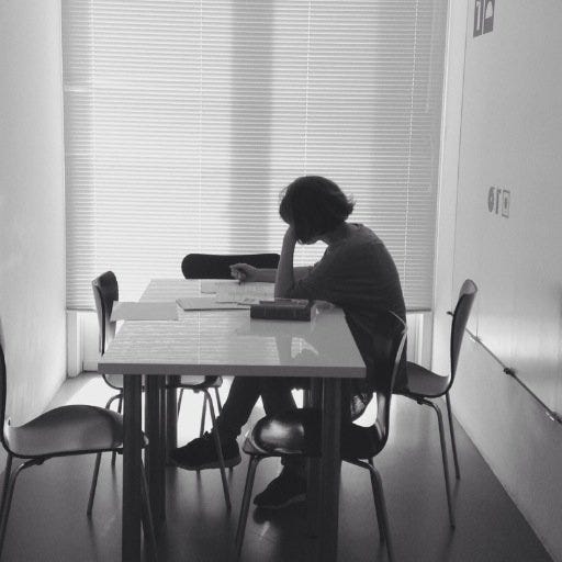 Ester – Medium