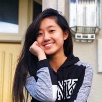 Kisha Yan – Medium