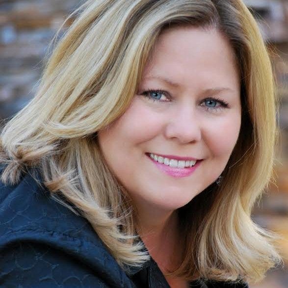 Leigh Crowe – Medium