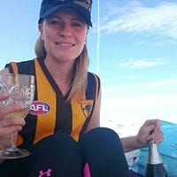 Ali Blackwell – Medium