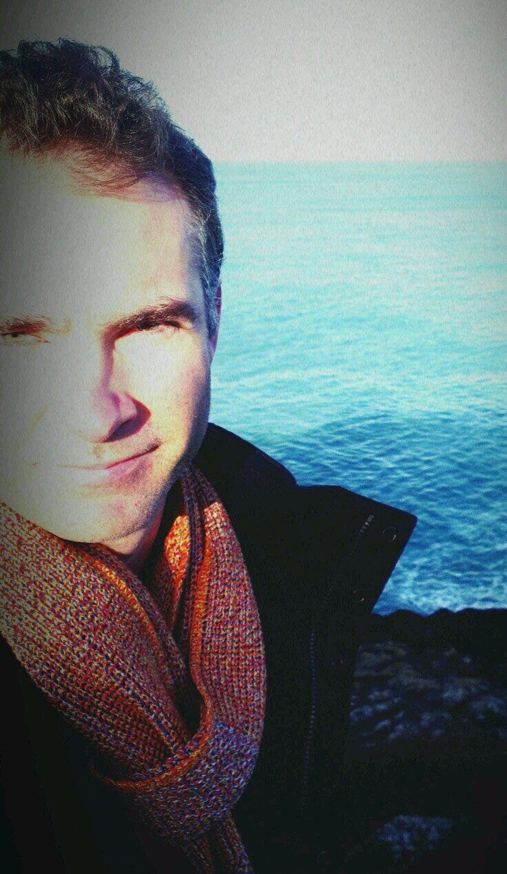 Tristan Hanson – Medium