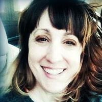 Dee Harris – Medium