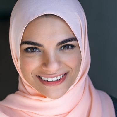 Asil Moussa – Medium
