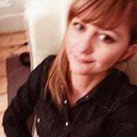 Julie Robertson – Medium