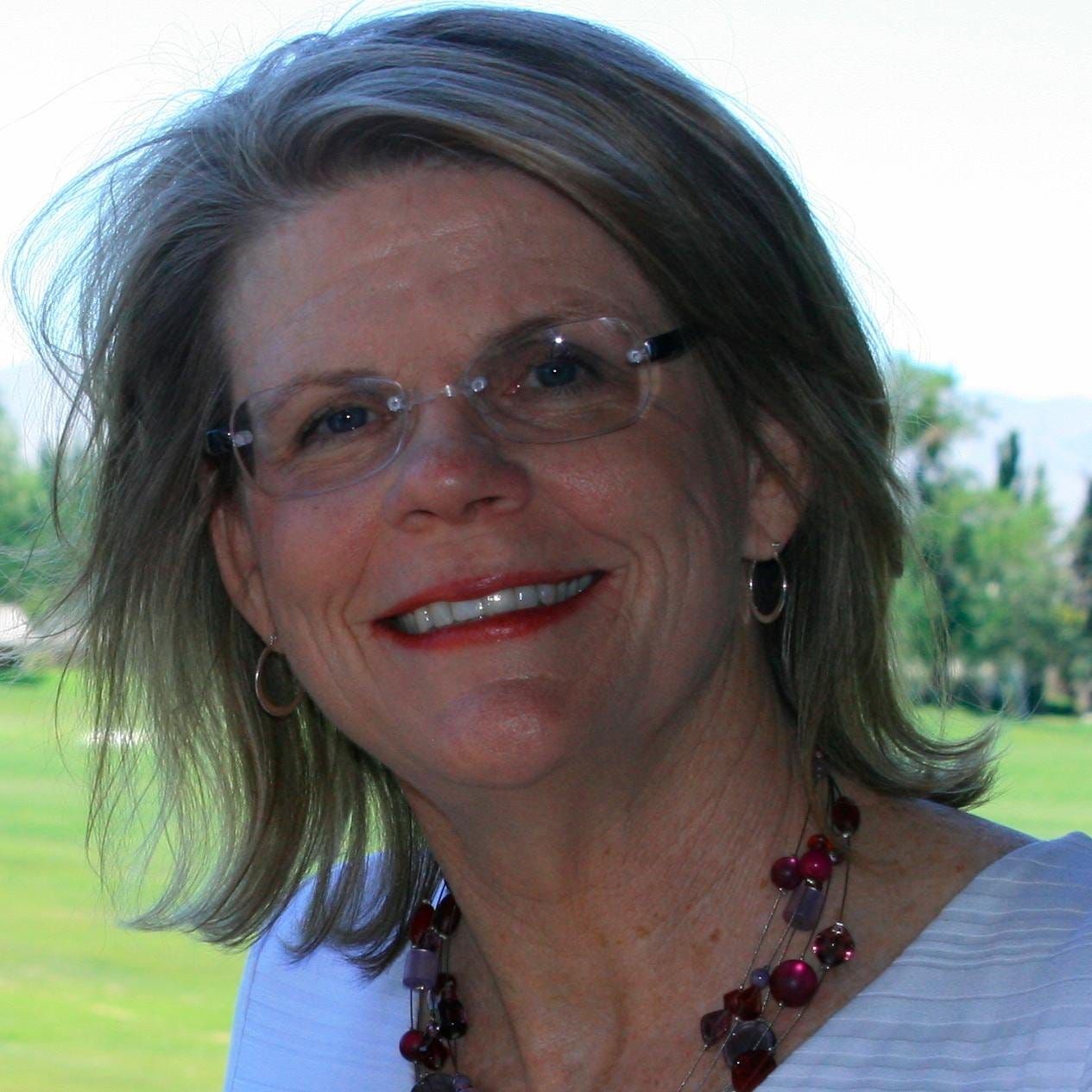 Linda Bauld – Medium