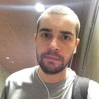 Flávio Diniz Rossetto Junior – Medium