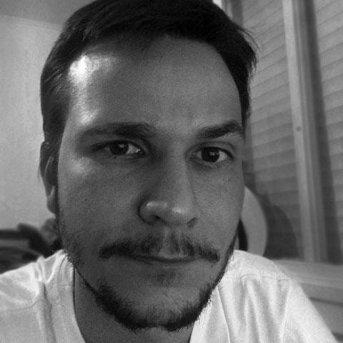 Thiago Rocha – Medium