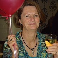 Judith Warren – Medium