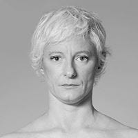 Maria Mascaro – Medium