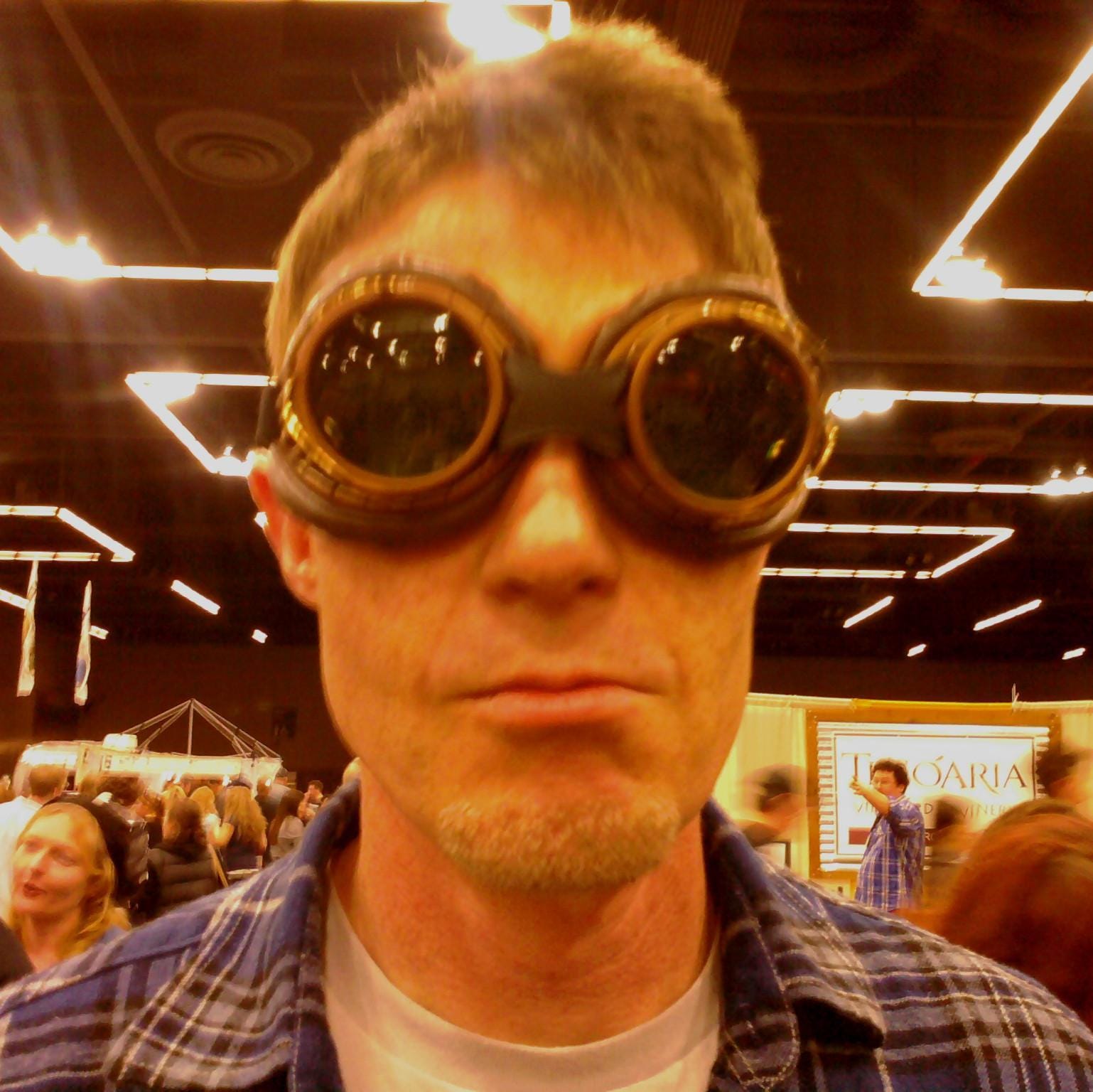 Shane Carlson – Medium