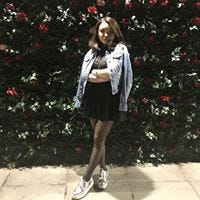 Bolorzul Damdindorj – Medium