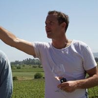 Sam Lee – Medium