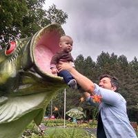 Dylan Thuras – Medium