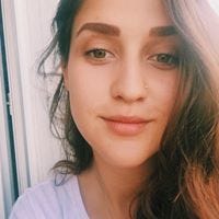 Anna Andreeva – Medium