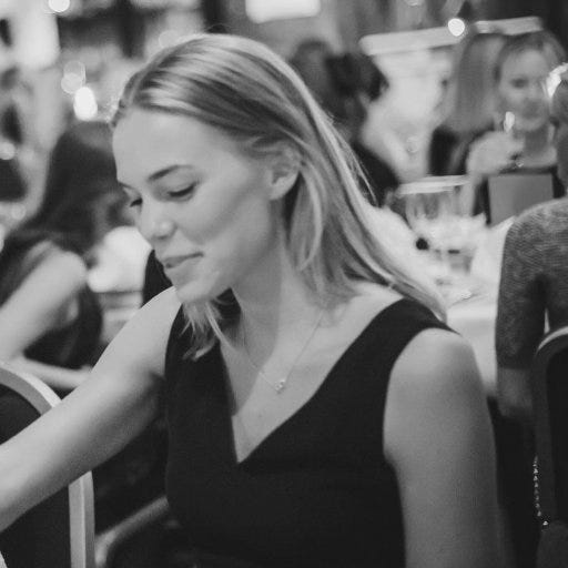 Sanne B Hylta – Medium