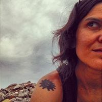 Noémi Farkas – Medium