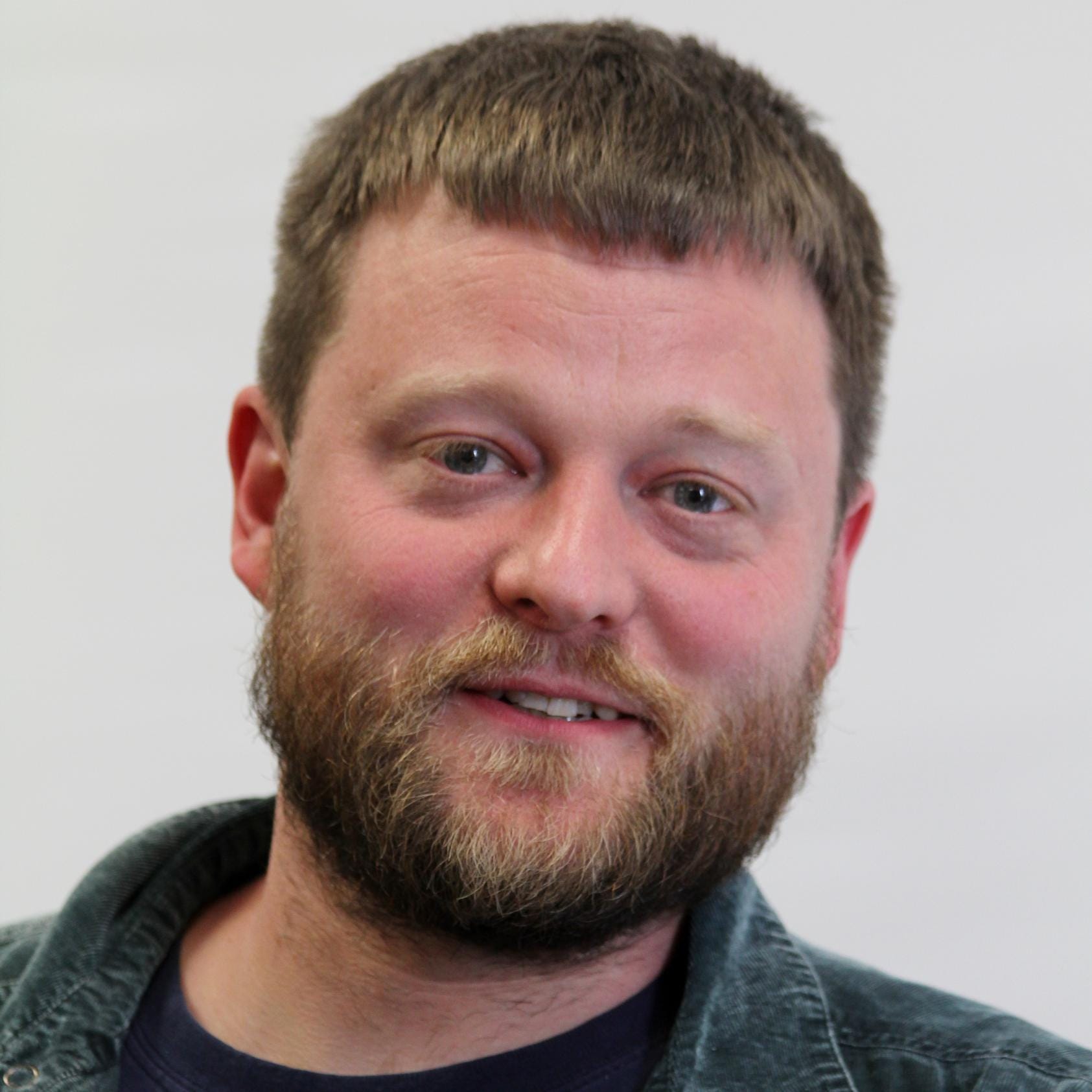 Noah Gibbs – Medium