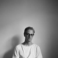 Jonas Schmidt – Medium