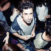 Yuval Aloni – Medium