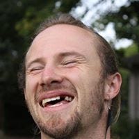 Michael Tank – Medium