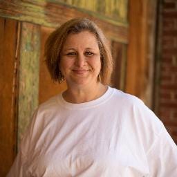 Michelle Gills – Medium