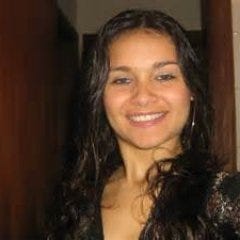 ana flores – Medium