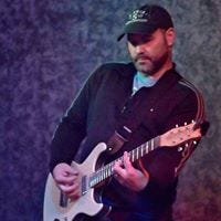 Ross Freedman – Medium
