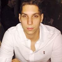 Guilherme Rossetti – Medium