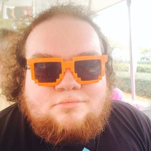 Alex Santa Maria – Medium