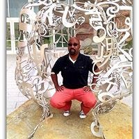 Donald Duncan – Medium