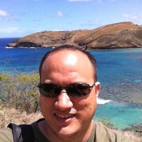 Keli'i Martin – Medium