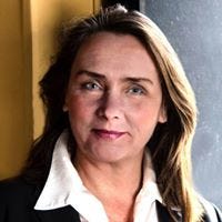 Leigh Beal – Medium