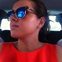 Daniela Cruz – Medium