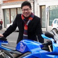 Dato Andy Lee – Medium