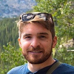 Andrew Thornton – Medium
